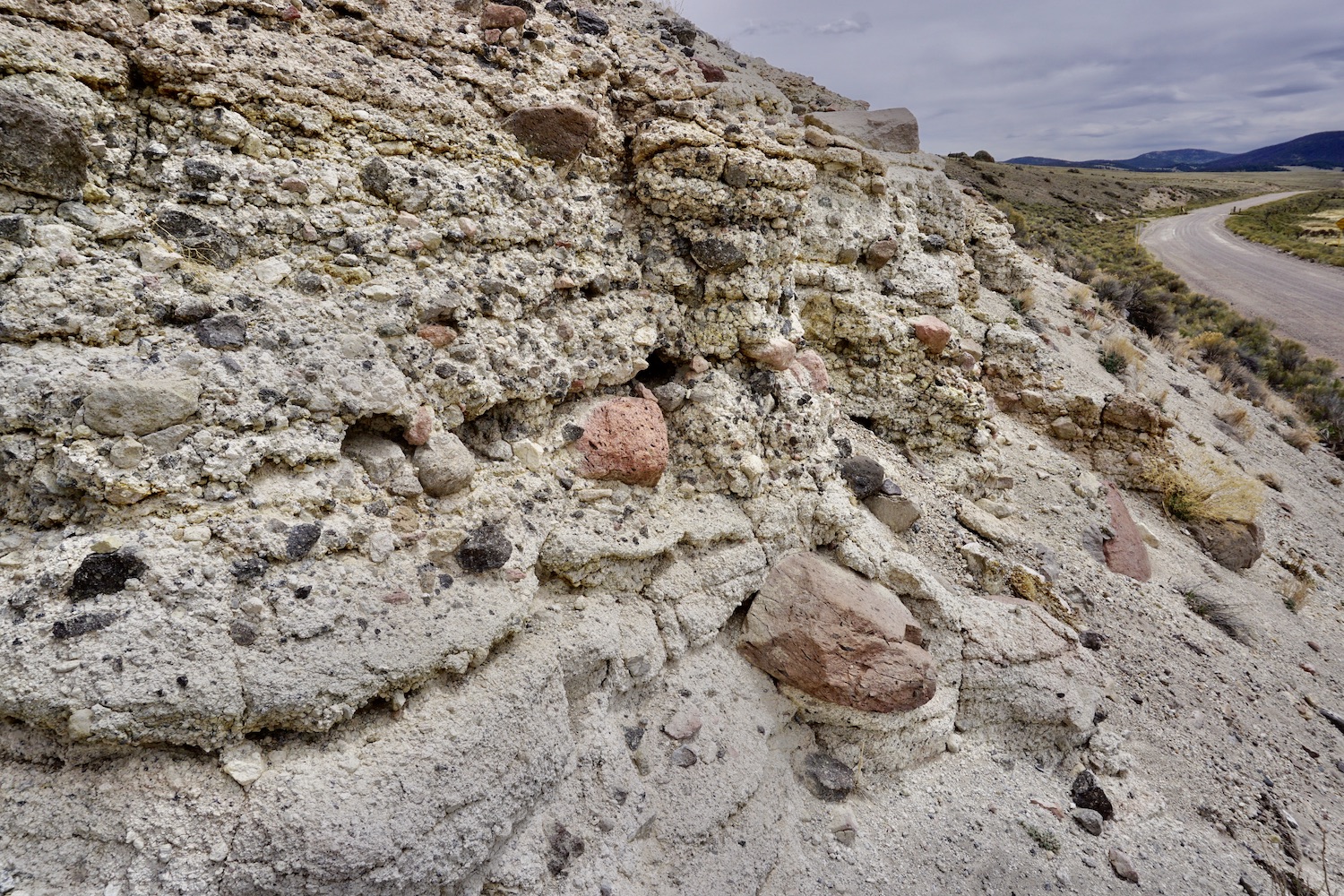 Metal Associations of Volcaniclastic Strata – Applied Stratigraphix